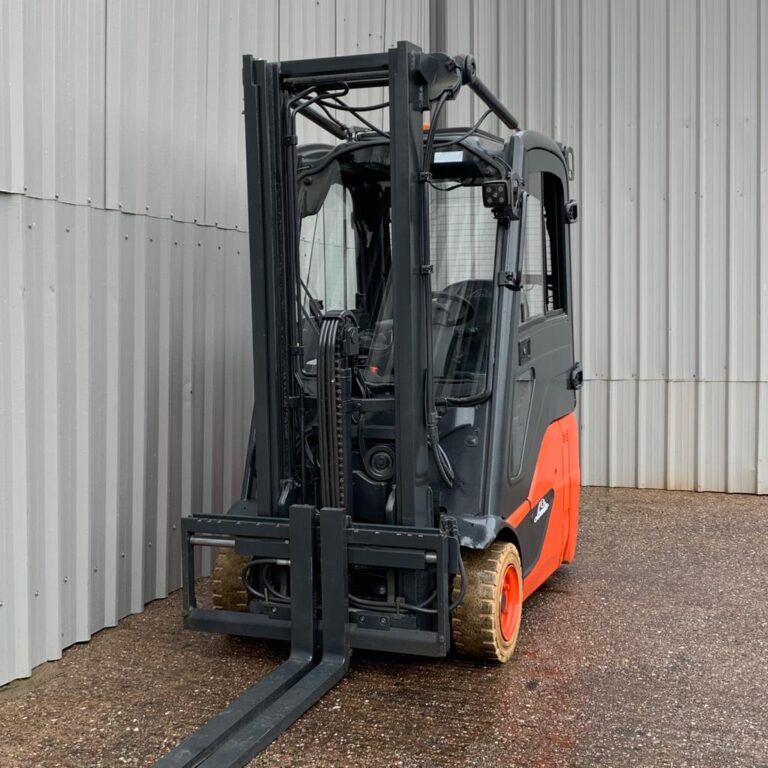 Linde E14 Used 3 Wheel Electric Forklift (#2840)