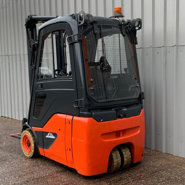 Linde E14 Used 3 Wheel Electric Forklift (#2840)
