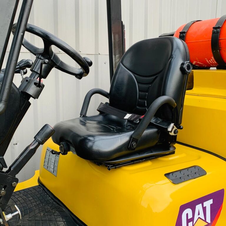 CATERPILLAR GC70K USED GAS FORKLIFT (#2857)
