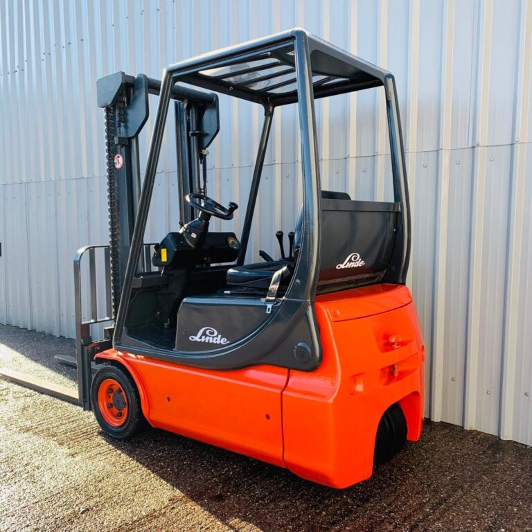 LINDE E14 USED 3 WHEEL ELECTRIC FORKLIFT (#2907)