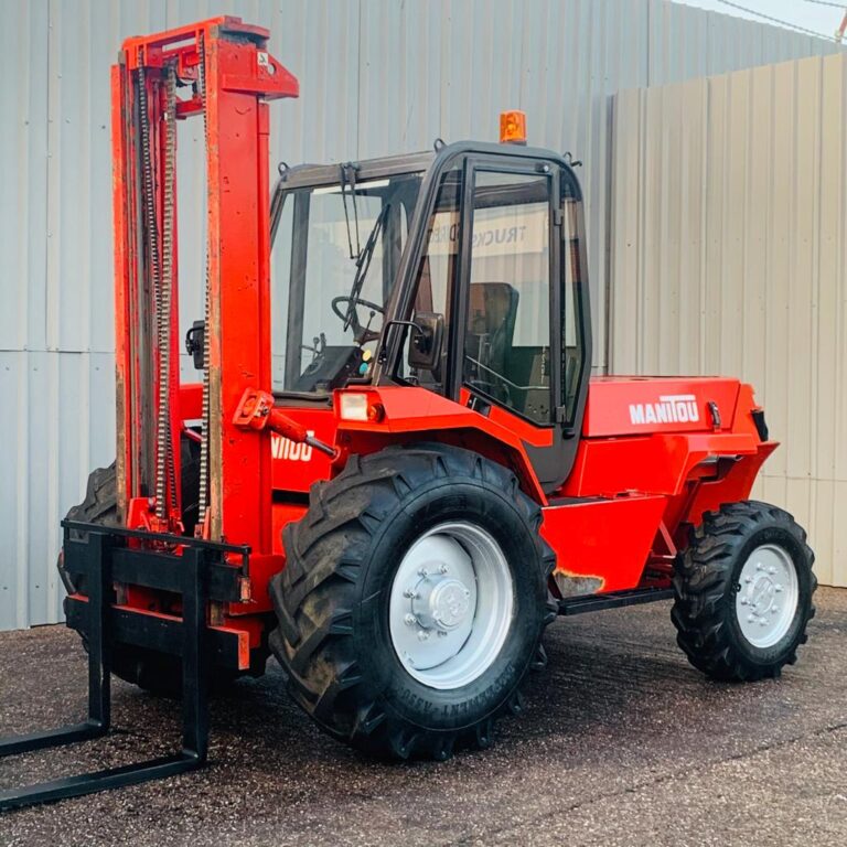 MANITOU M4.30 (4x4) USED ROUGH TERRAIN FORKLIFT (#3044)