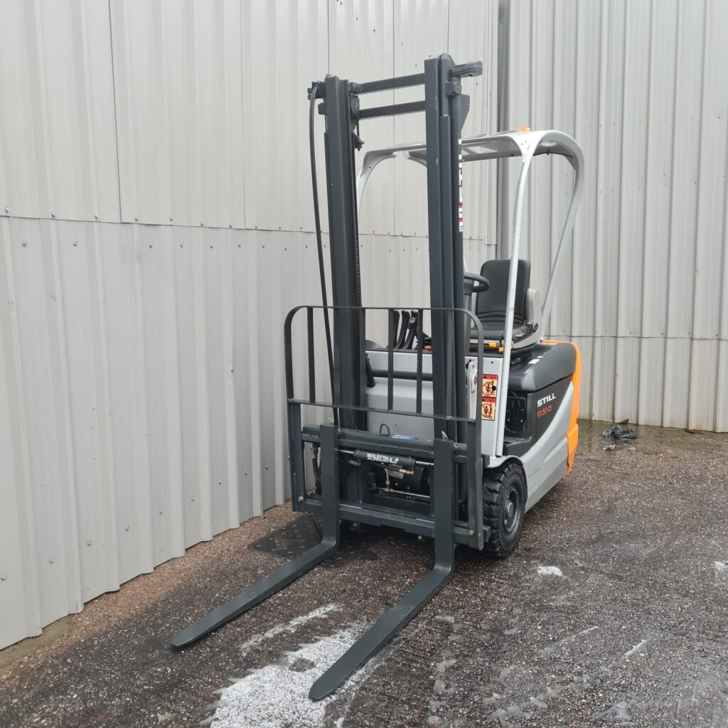 STILL RX50-13. USED 3 WHEEL ELECTRIC FORKLIFT (#3205)