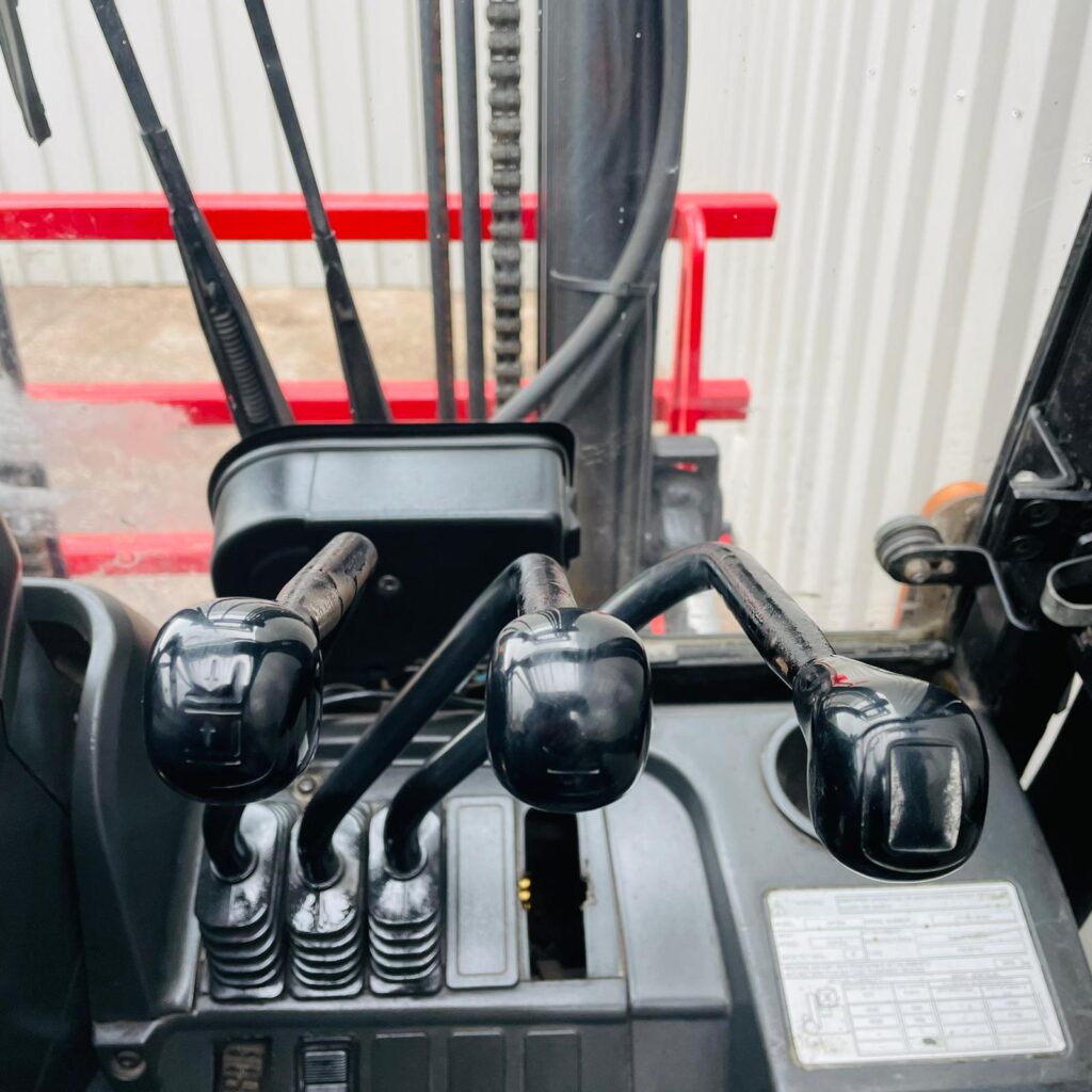 CAT DP25NT USED DIESEL FORKLIFT (#TBC1)