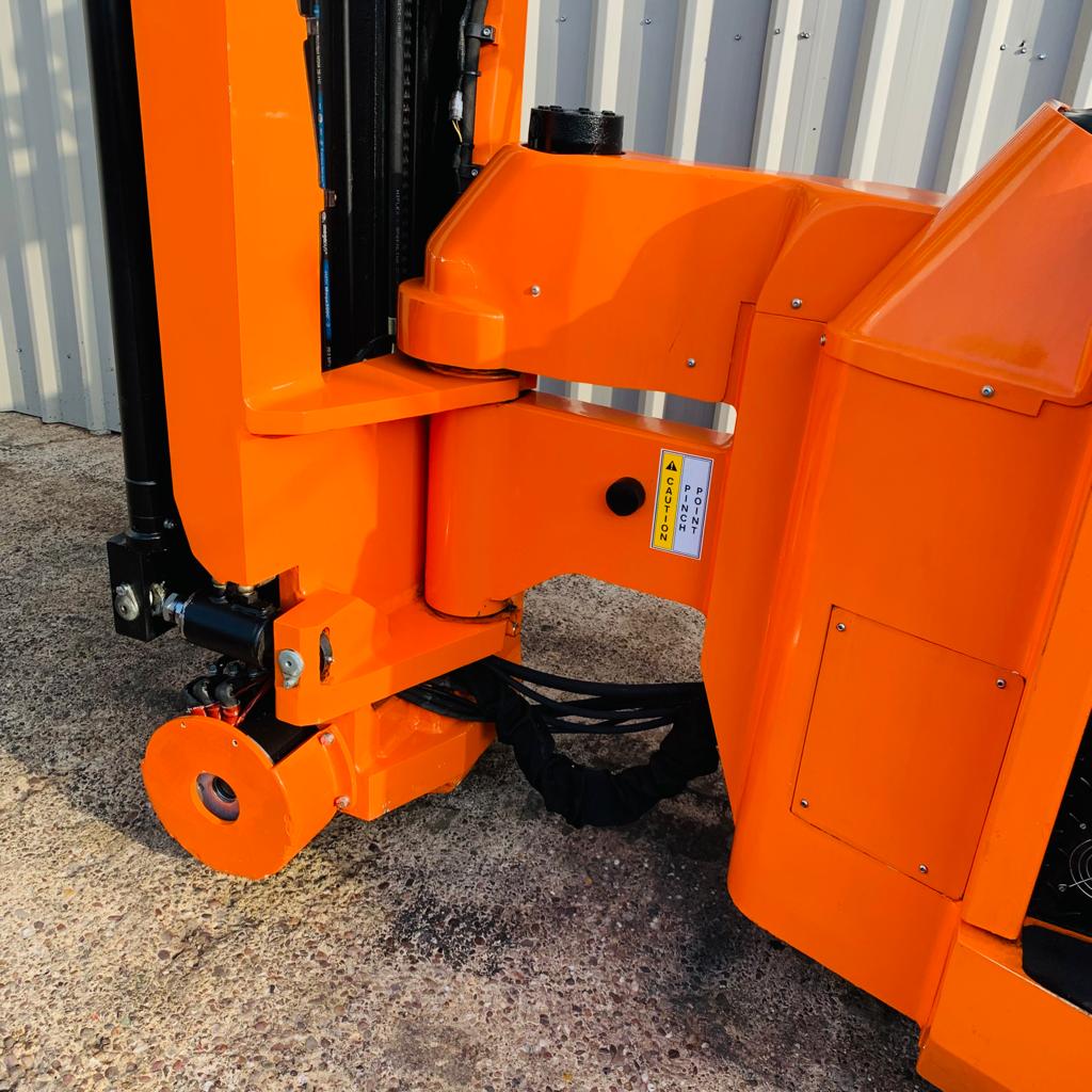 BENDI B318 USED ARTICULATED FORKLIFT (#3656)