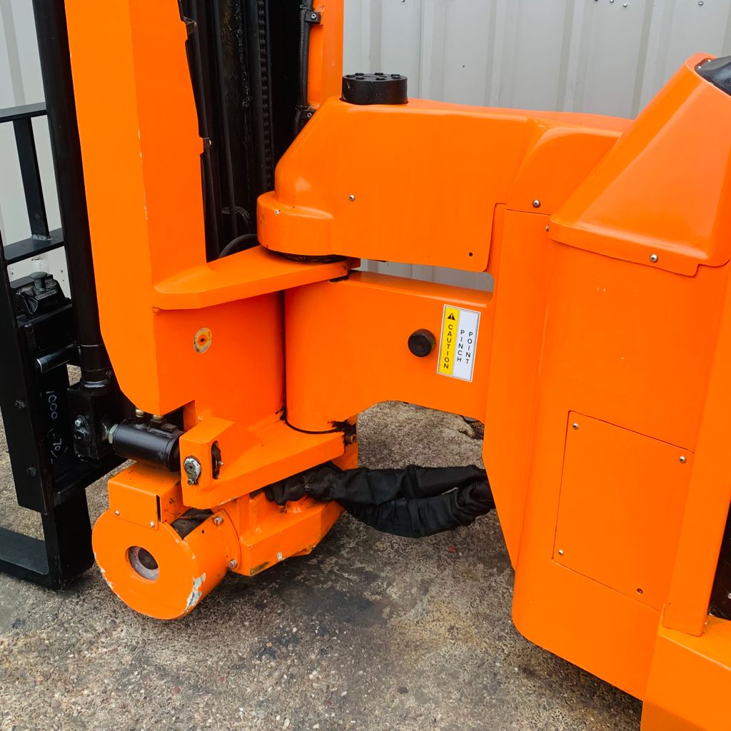 BENDI B318 USED ARTICULATED FORKLIFT (#3660)