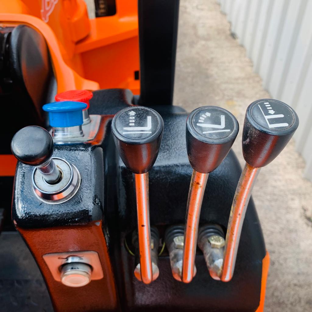 BENDI B318 USED ARTICULATED FORKLIFT (#3661)