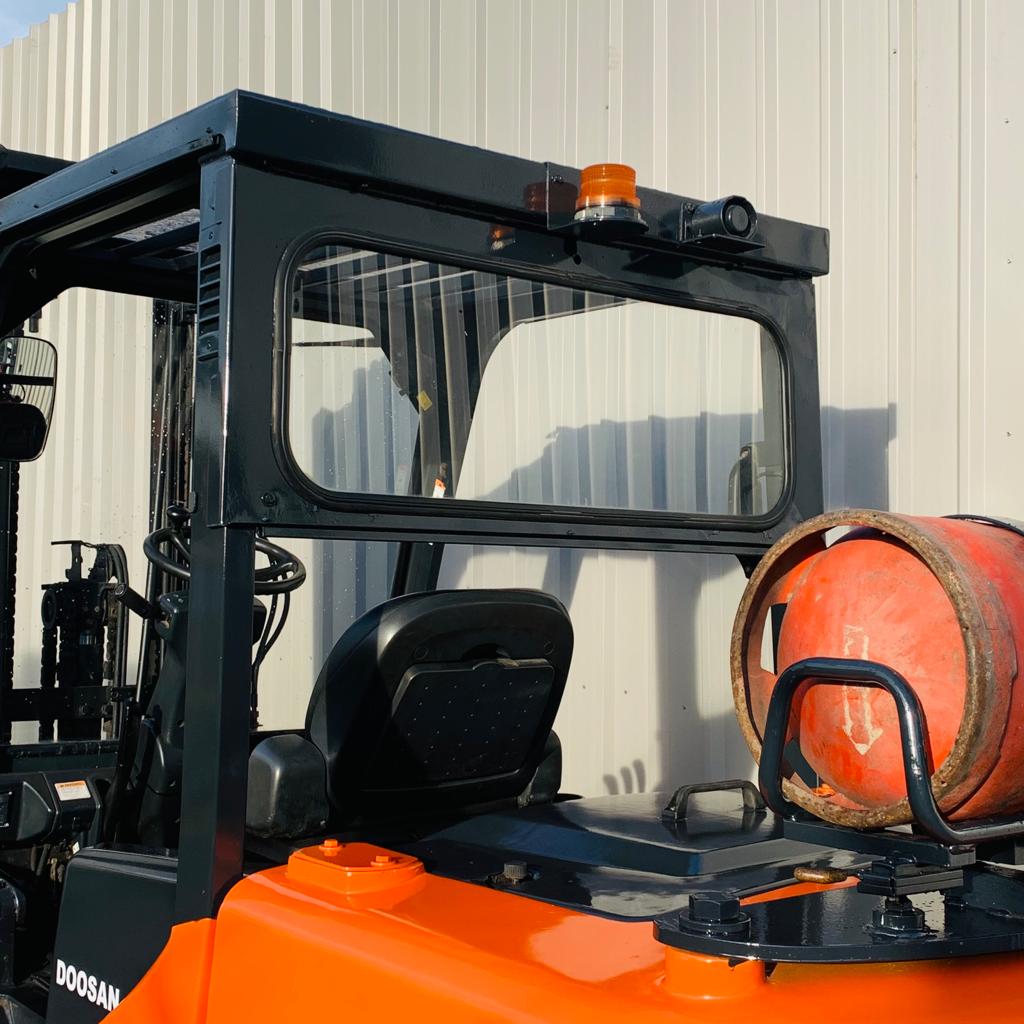 DOOSAN G55C USED GAS FORKLIFT (#3753)