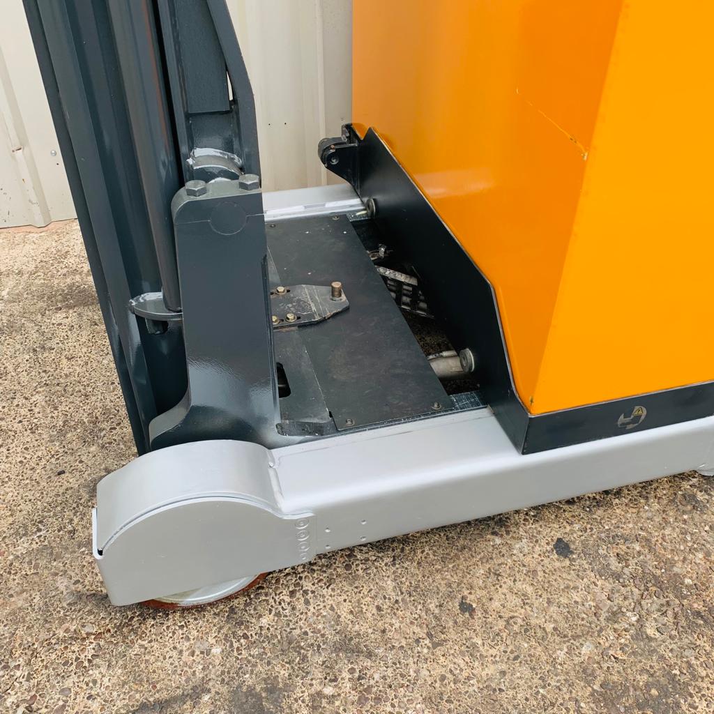 STILL FMX14 USED REACH FORKLIFT TRUCK (#4091)
