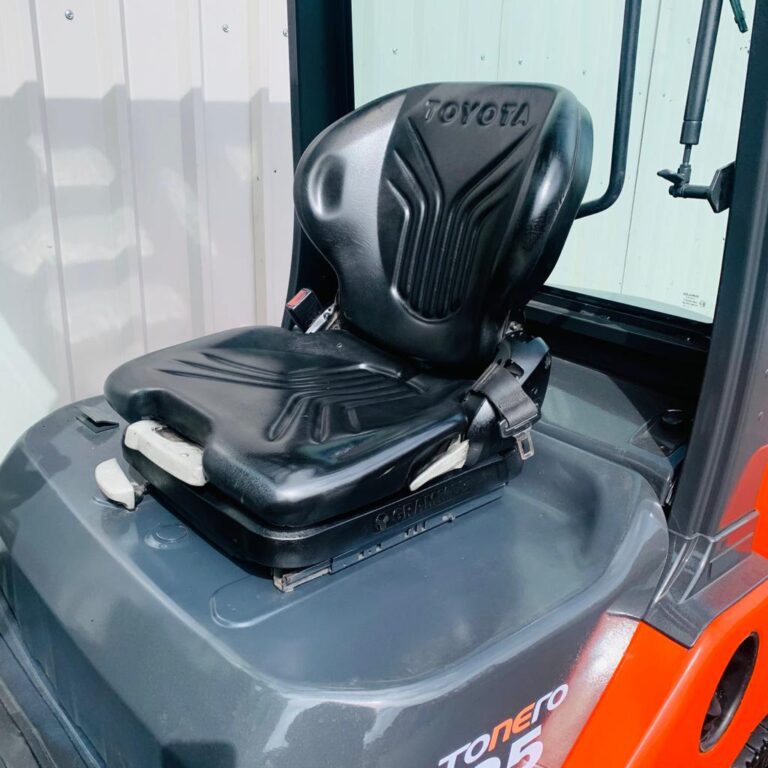 TOYOTA 02-8FDF25 USED DIESEL FORKLIFT (#4301)