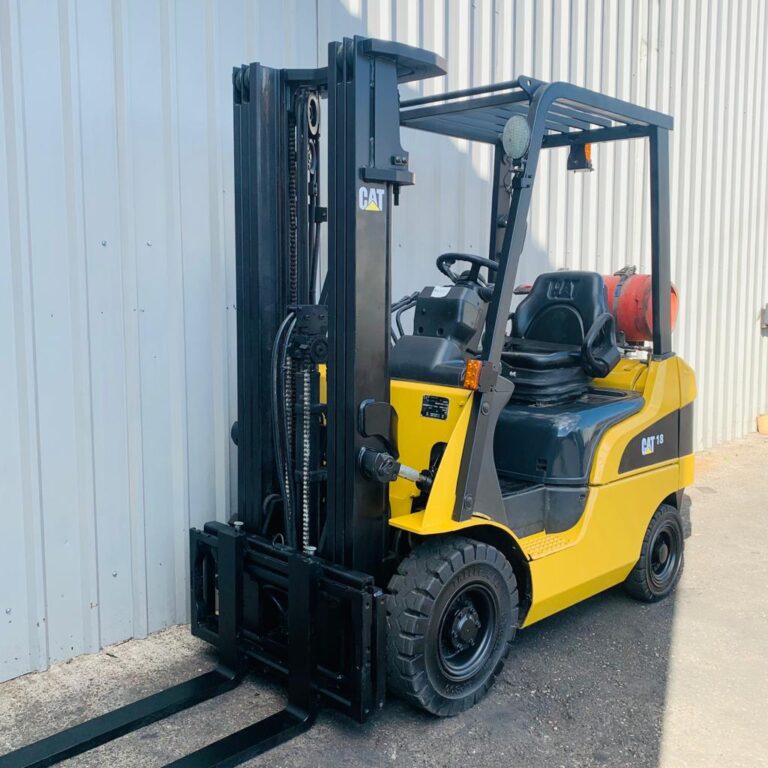 CAT GP18N USED GAS FORKLIFT (#4310)