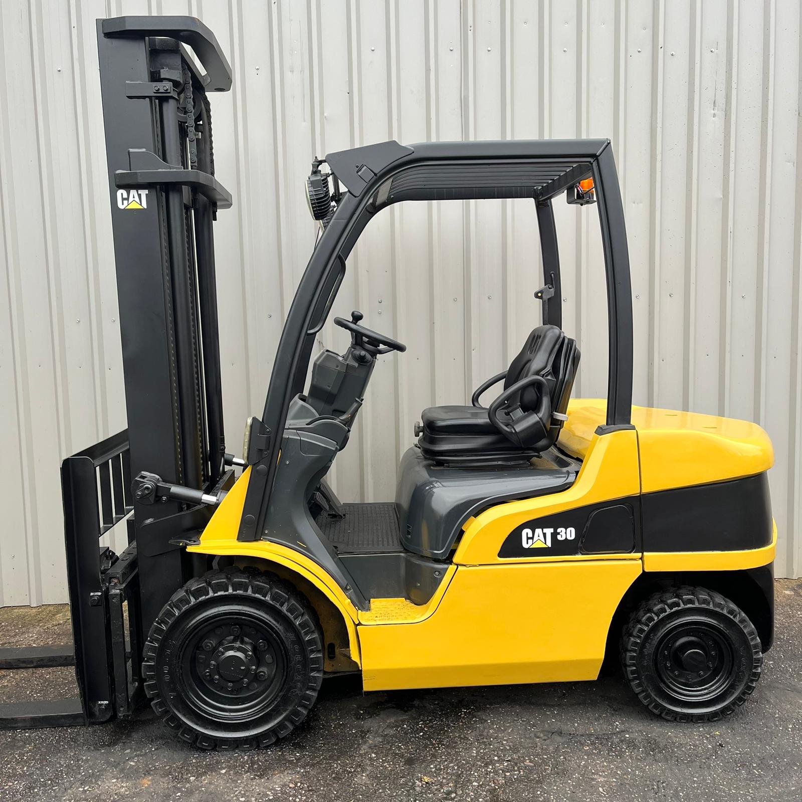 CAT DP30N USED DIESEL FORKLIFT (#4347)