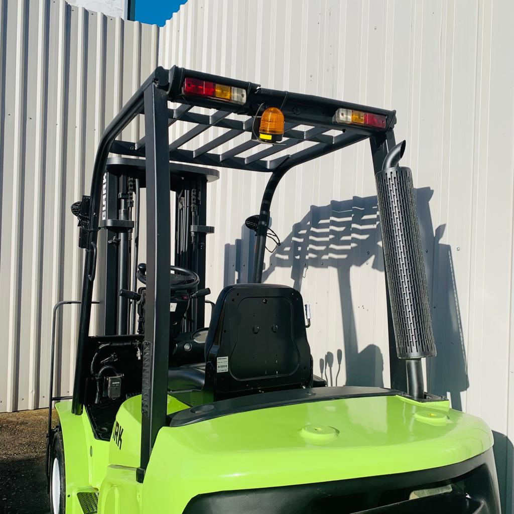 CLARK GTS25D USED DIESEL FORKLIFT (#4363)