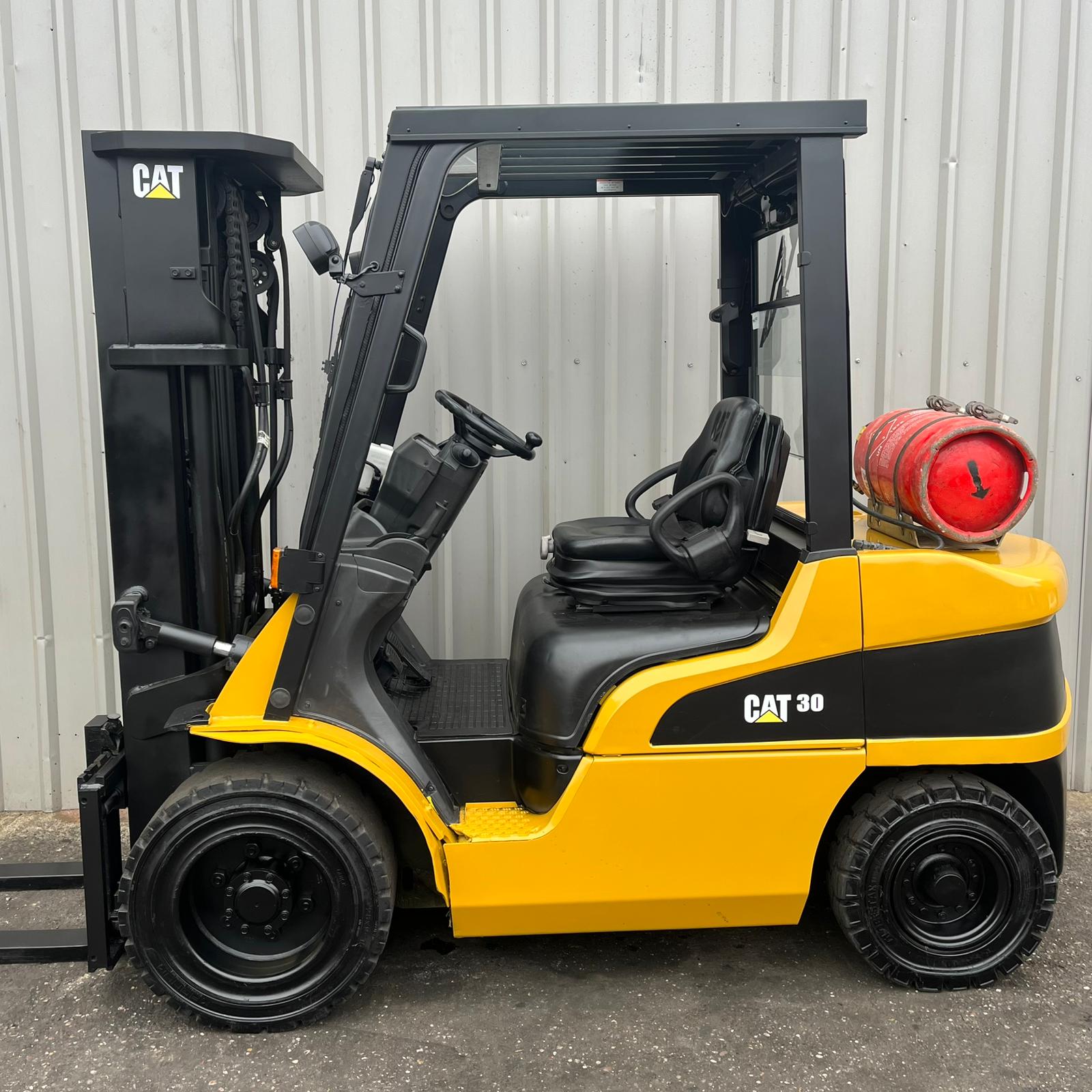 CAT GP30NT USED GAS FORKLIFT (#4599)