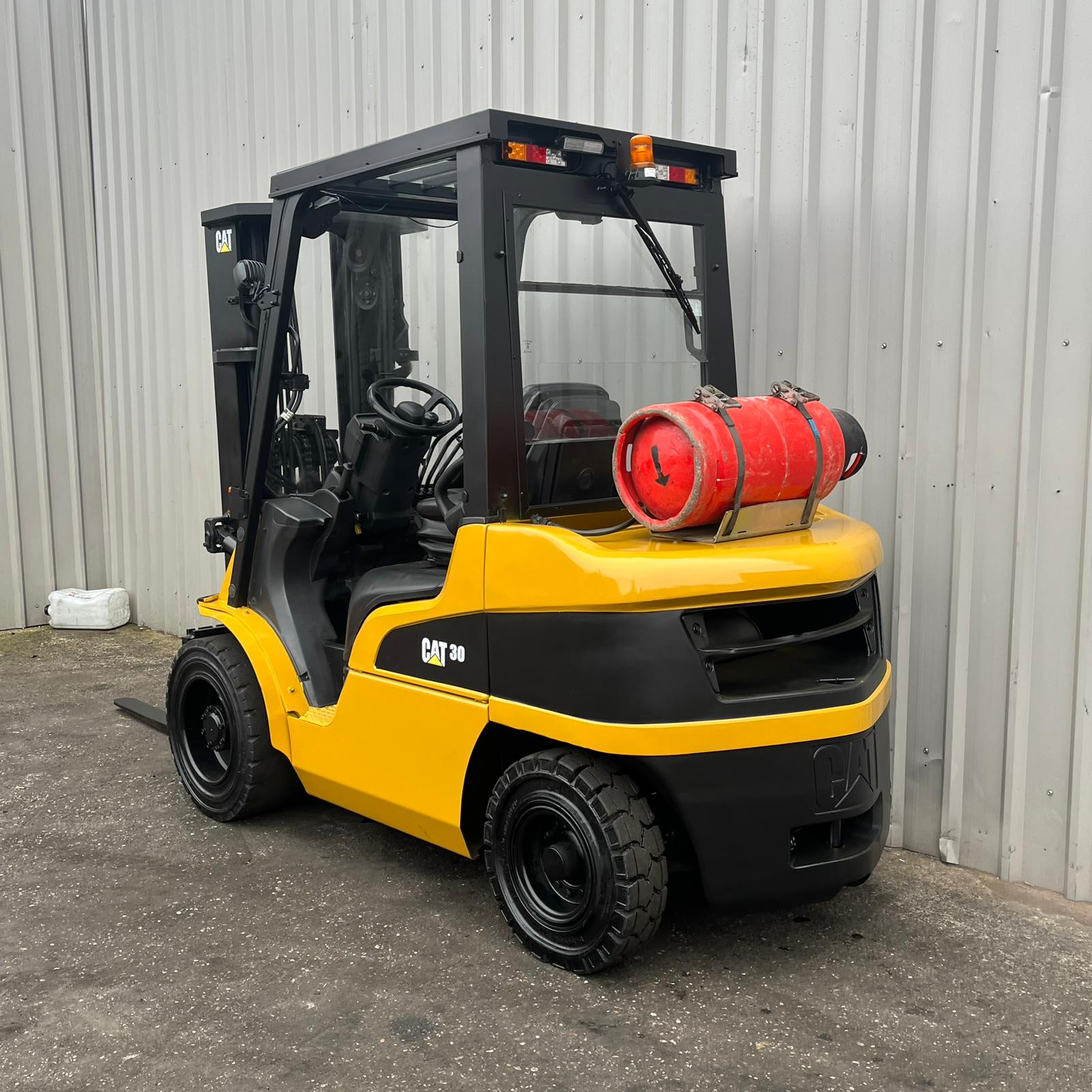 CAT GP30NT USED GAS FORKLIFT (#4599)