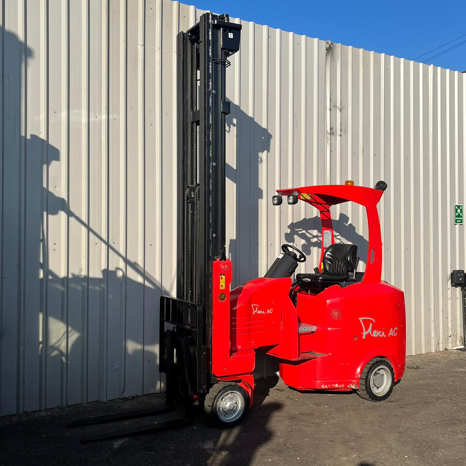 FLEXI AC1100 USED ARTICULATED FORKLIFT (#4587)
