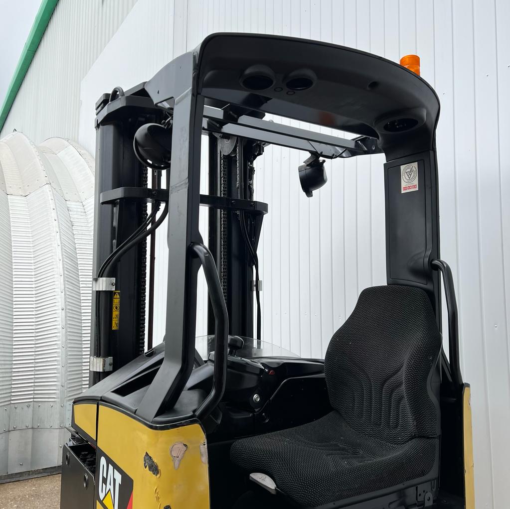 CAT NR16NC USED REACH FORKLIFT TRUCK - 6300mm Lift (#5095)