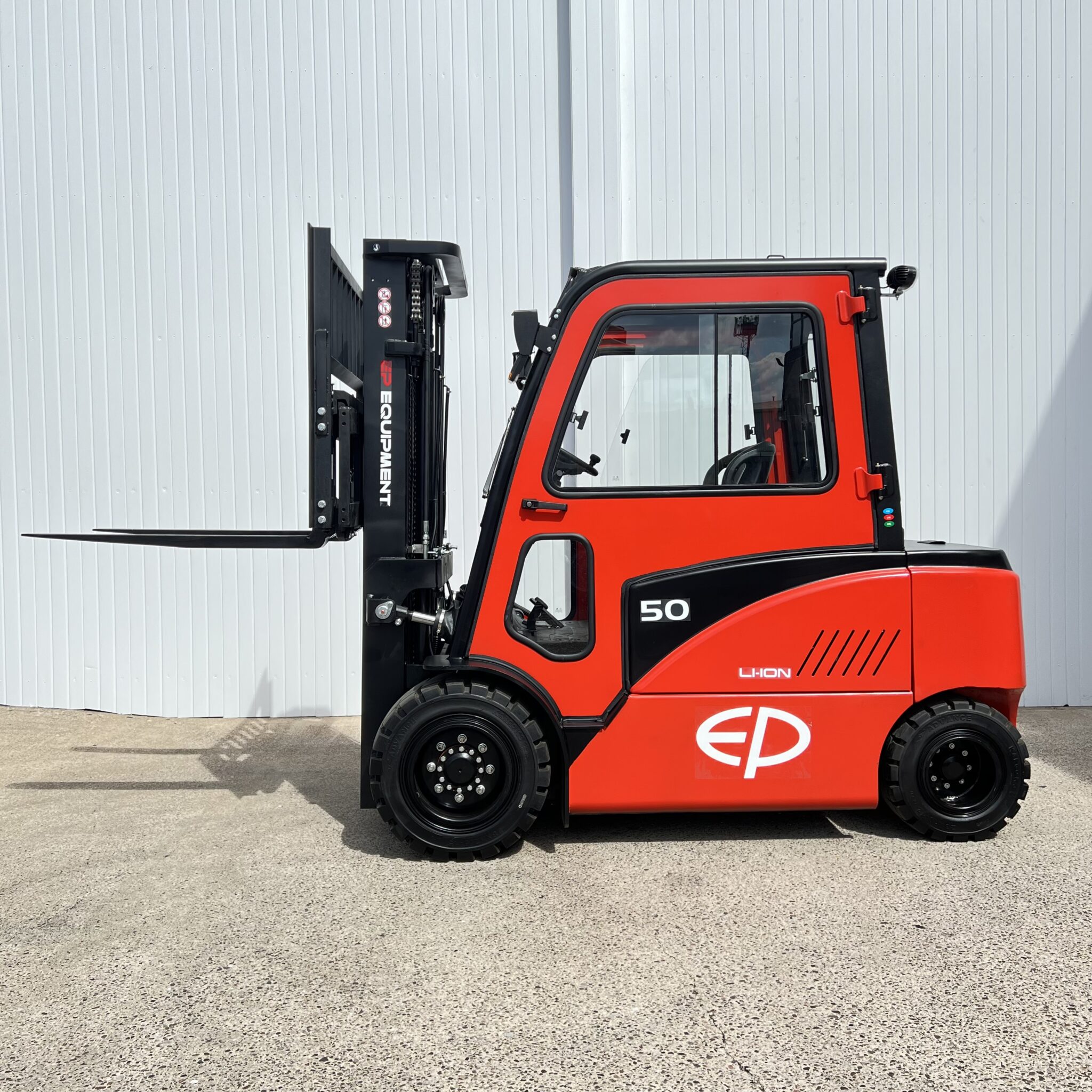 New EP CPD50F8 Lithium Electric Forklift - FULL CAB