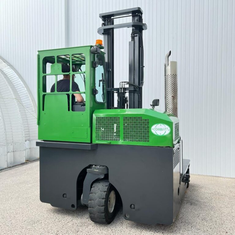 COMBILIFT C3000 USED DIESEL FORKLIFT - 4900mm LIFT - (#4707)