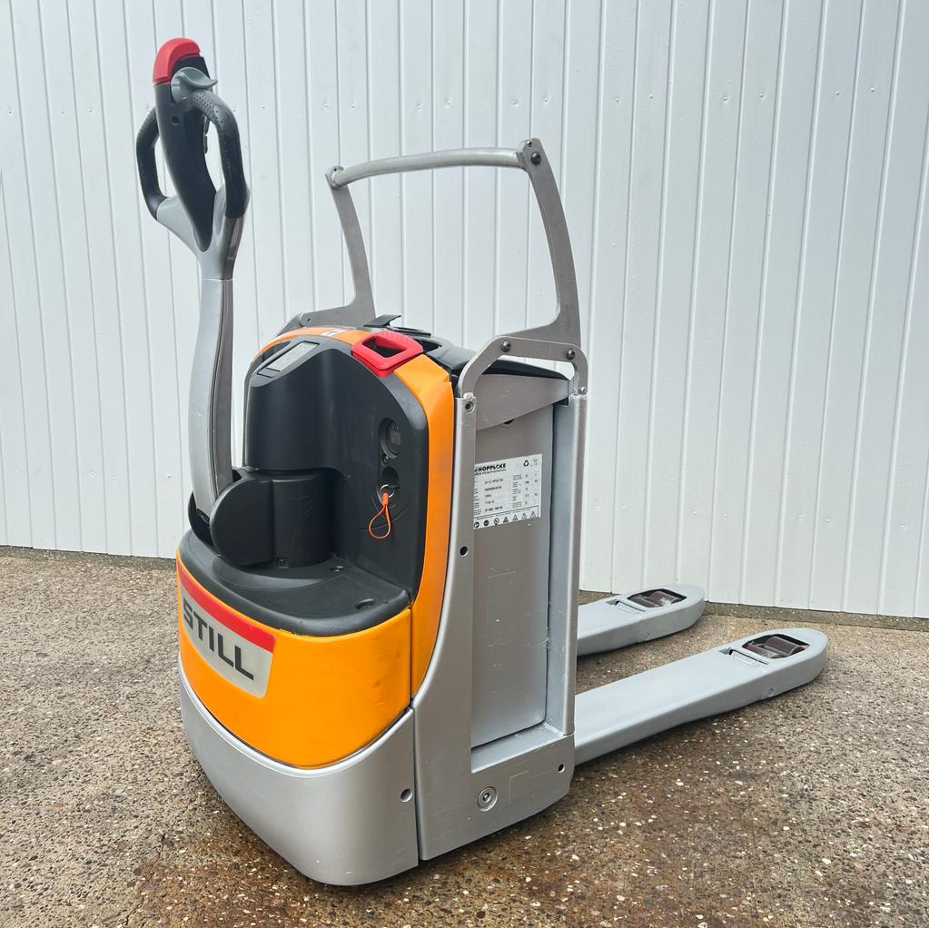 STILL EXU-18 PALLET ELECTRIC FORKLIFT (#5125)