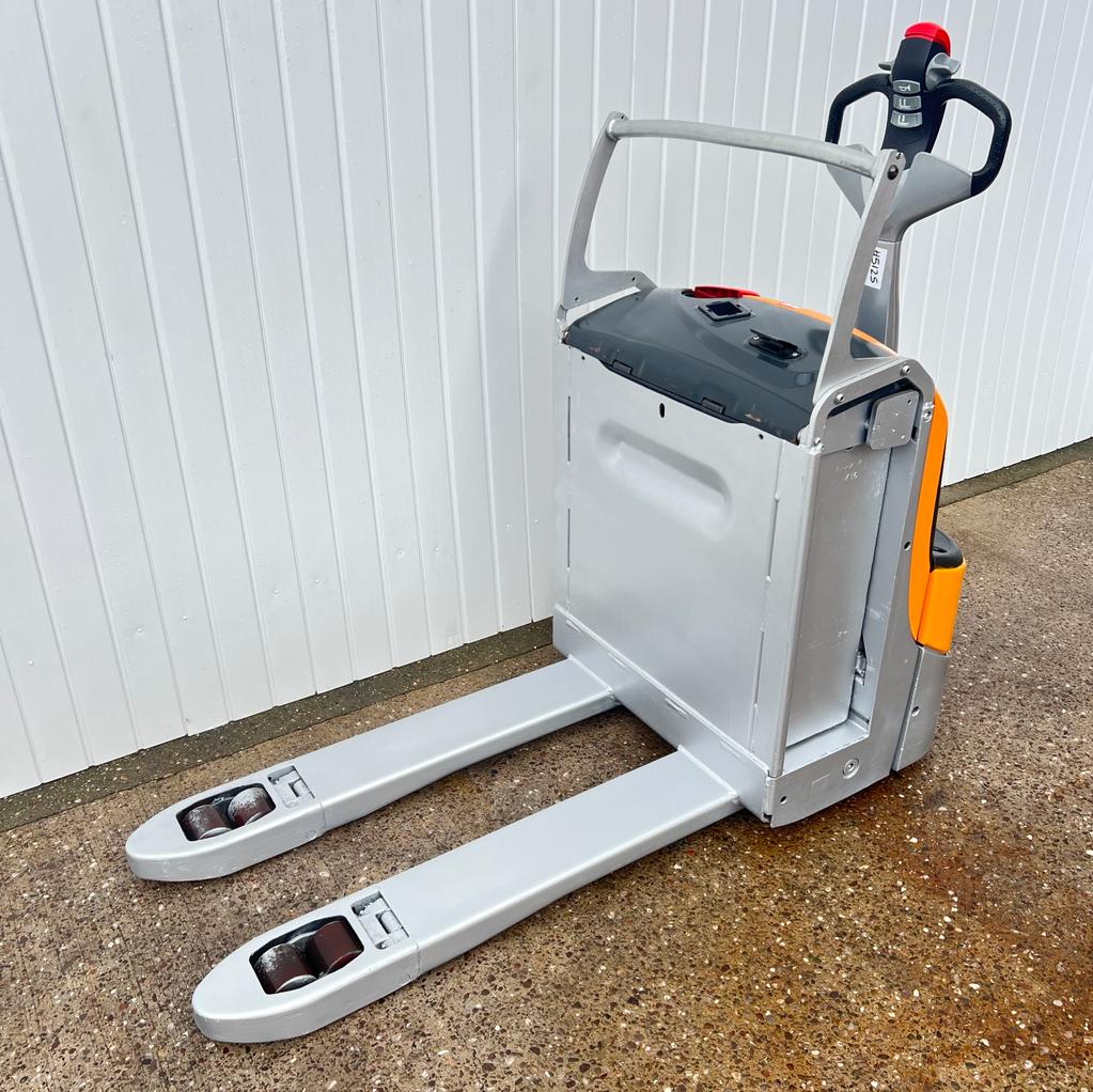 STILL EXU-18 PALLET ELECTRIC FORKLIFT (#5125)