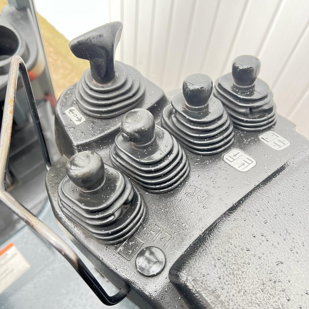 TOYOTA 8FBE16T USED 3 WHEEL ELECTRIC FORKLIFT - 4000MM LIFT (#5149)