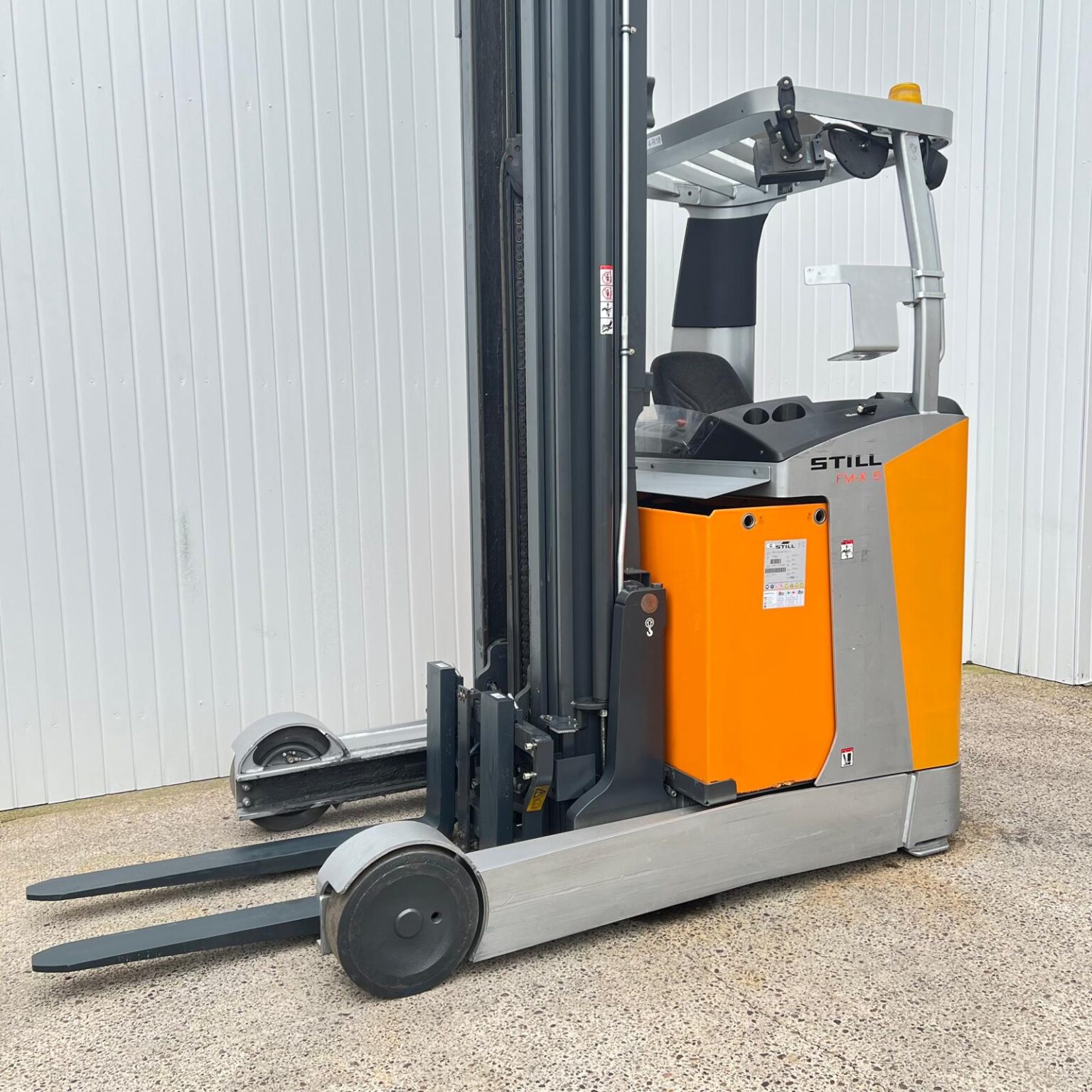 STILL FMX25 USED REACH FORKLIFT TRUCK - FORK CAMERA SYSTEM - 9500MM ...