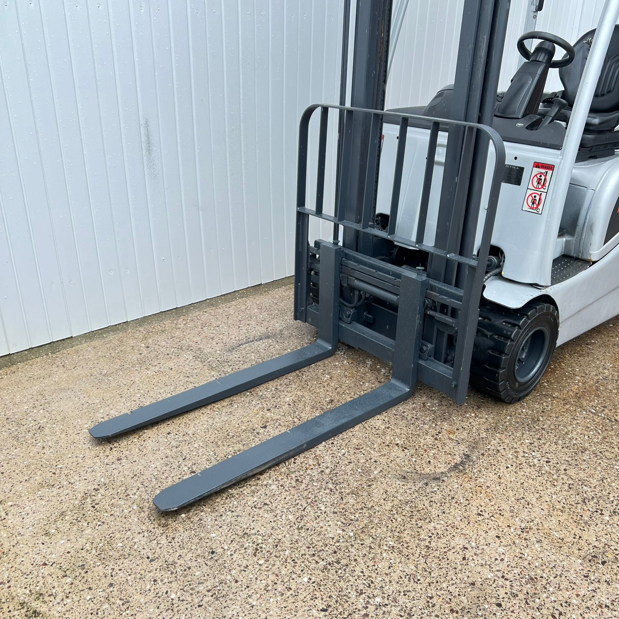 STILL RX20-18. USED 3 WHEEL ELECTRIC FORKLIFT. 3950mm LIFT - (#5446)