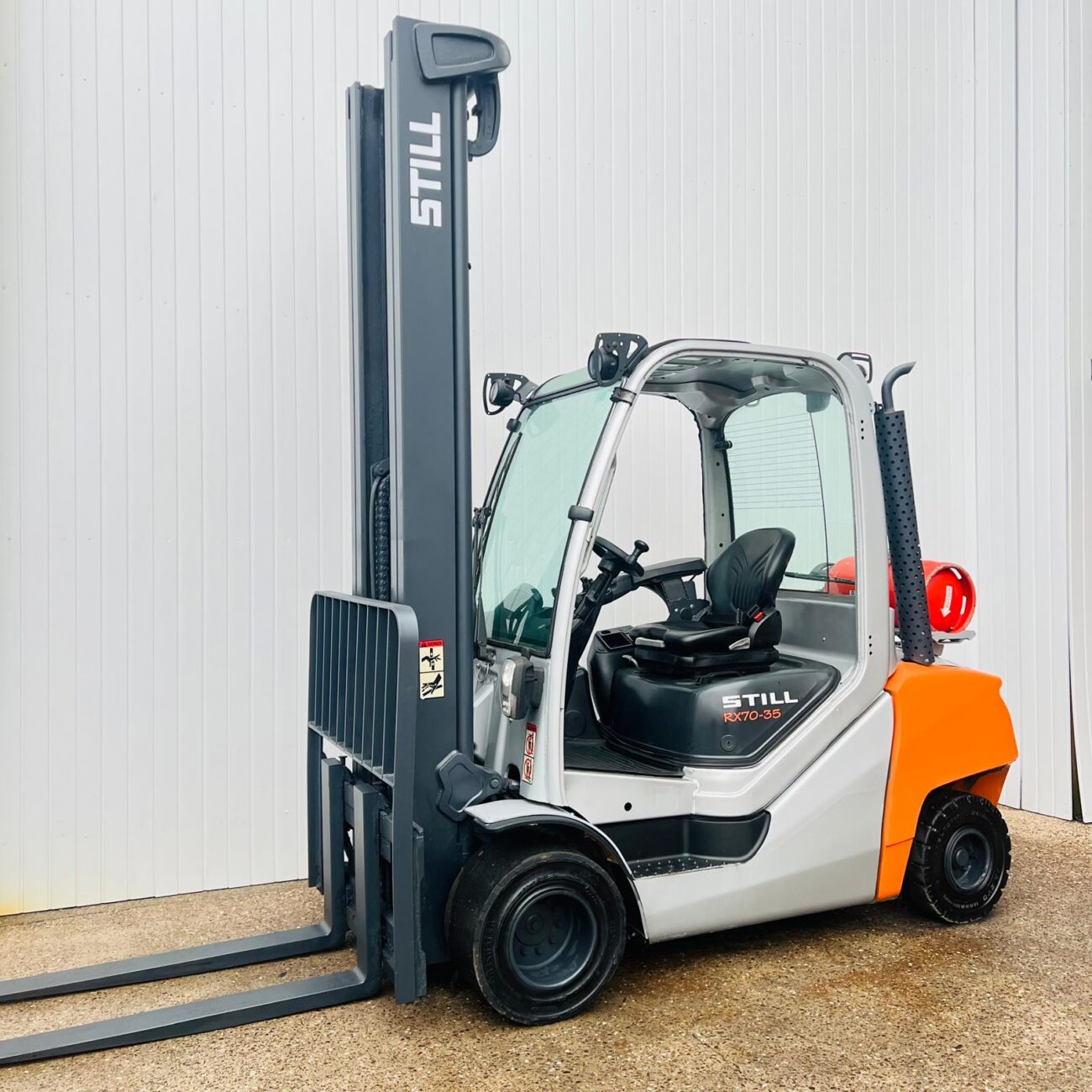 STILL RX70-35T. USED GAS FORKLIFT - 7390MM LIFT - HALF CAB (#5954)